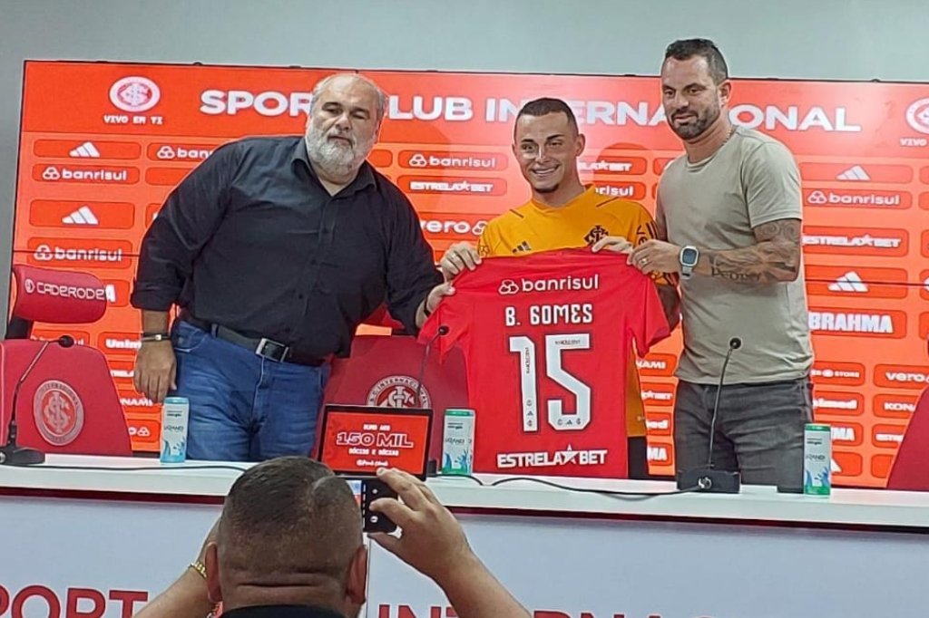 AO VIVO: Inter apresenta volante Bruno Gomes e atacante Wesley | GZH