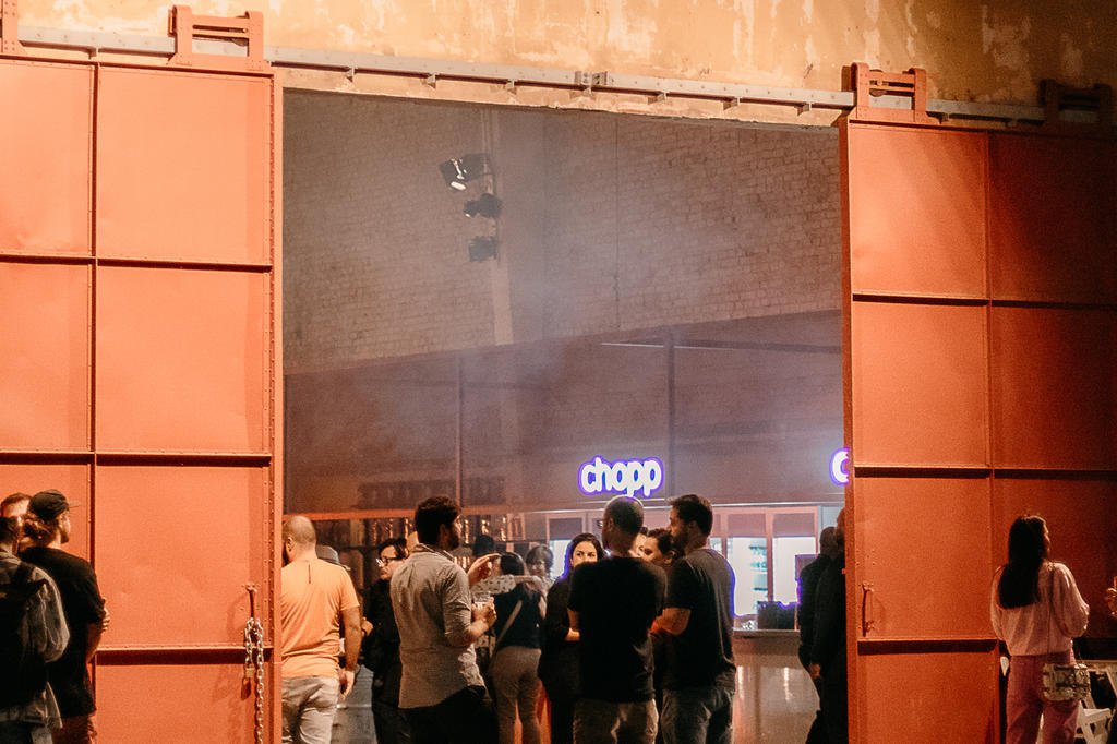 Sucesso no 4º Distrito, bar inaugura novo espaço no Cais Embarcadero ...