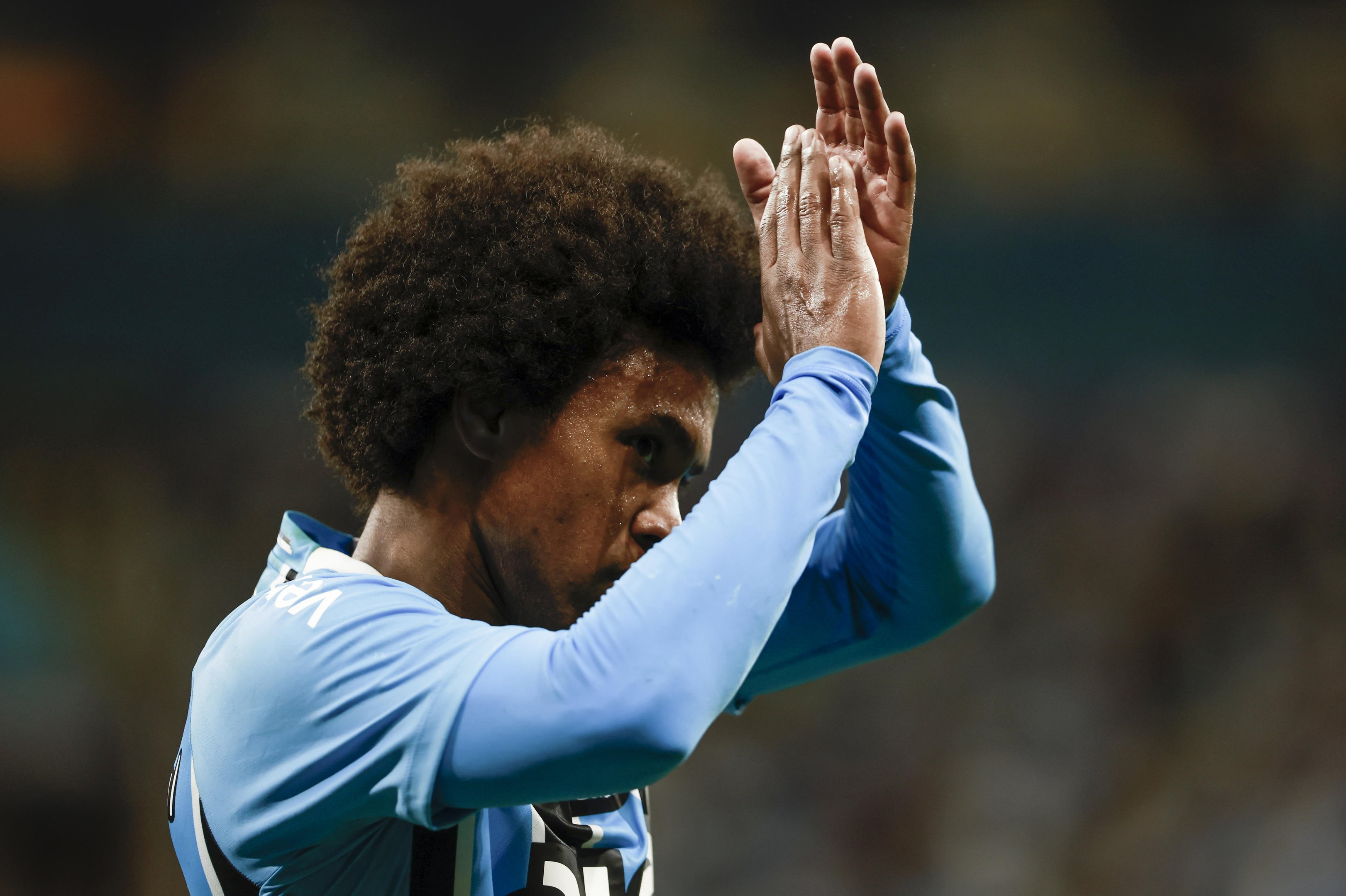 Willian comemora vitória do Grêmio contra o Palmeiras e gol: "Primeiro ...
