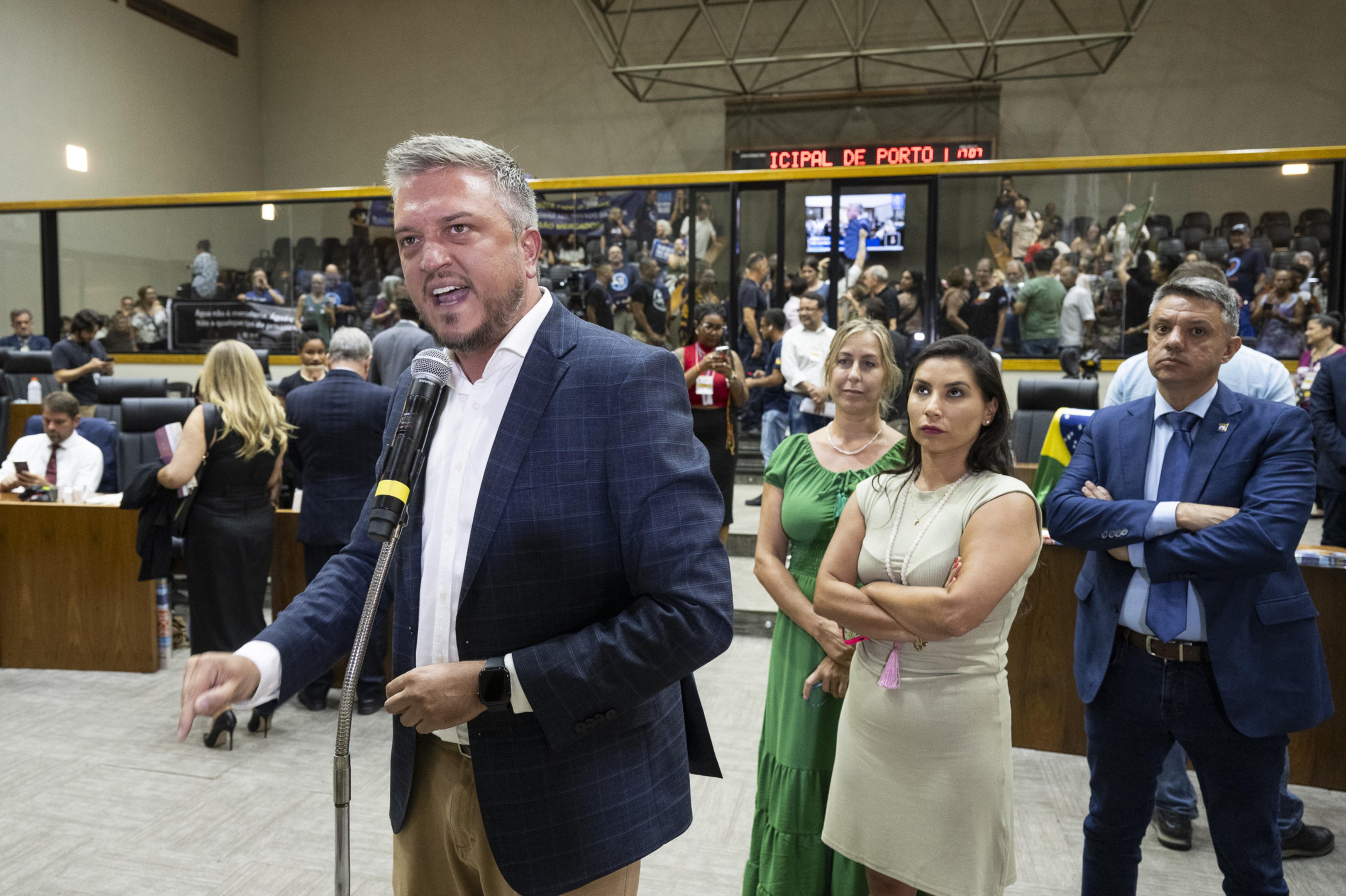 Repudiada por instituições do Judiciário, patacoada de Ramiro Rosário ...