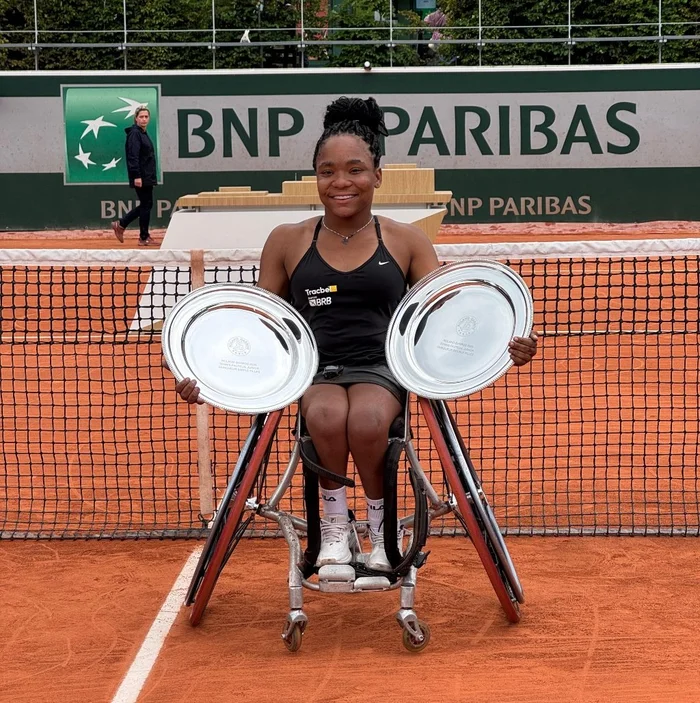 Vitória Miranda conquista títulos de simples e duplas do tênis em cadeira de rodas juvenil em ...