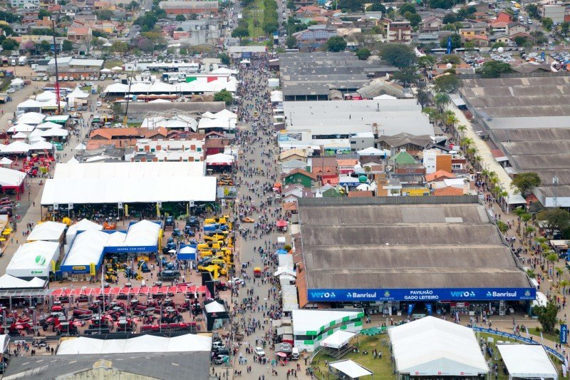 Simers amplia área de máquinas agrícolas na Expointer 2023 | GZH