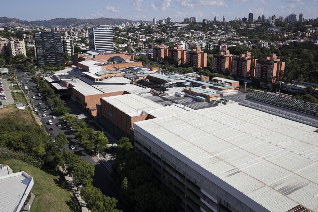 Aberto há 40 anos, shopping Iguatemi mudou a cidade e impulsionou novos ...