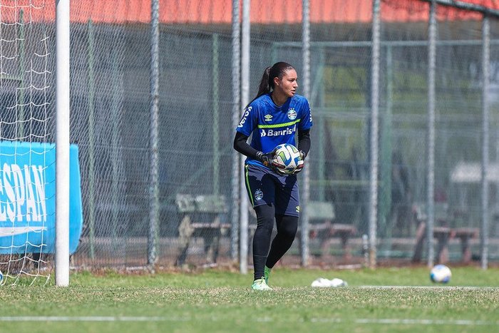 Técnica do Grêmio explica processo de retorno da goleira Lorena | GZH