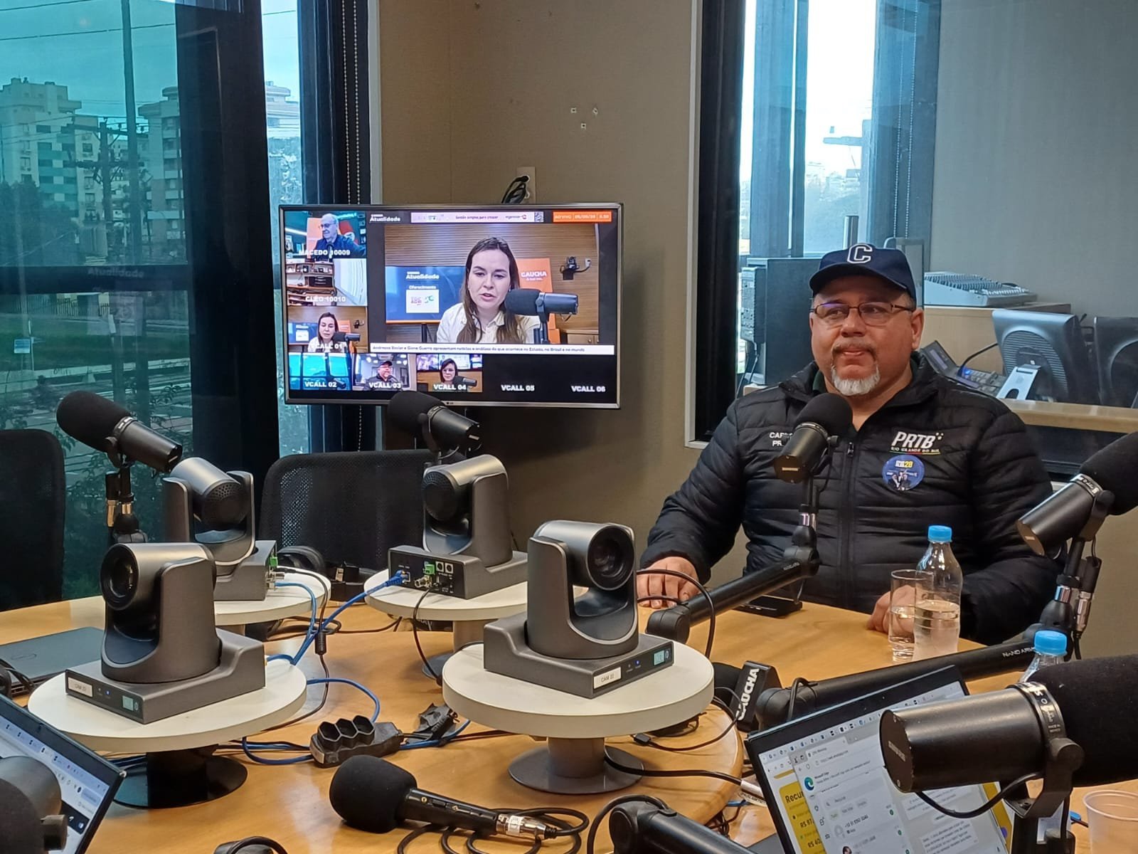 "Temos que reformular e repensar todo o sistema de combate a enchentes ...