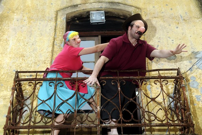 Jonas Piccoli e Aline Zilli convidam para o espetáculo 'Radicci e ...