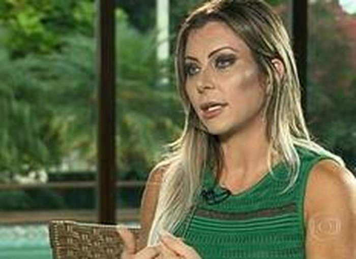 Modelo de SC nega sedução de prefeitos: "Só por que eu sou uma mulher ...