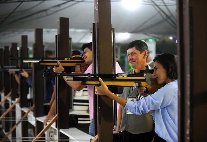 Conheça os estandes de tiro, uma das principais atrações da 26ª ...