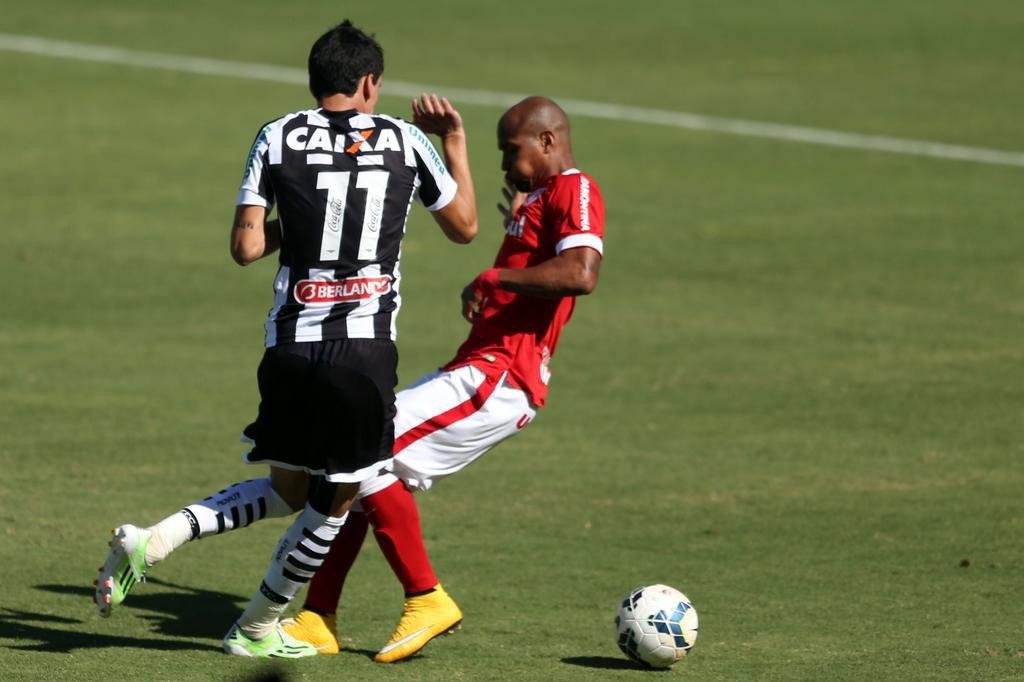 "Foi um título para a gente", diz Wellington Silva após gol no último ...