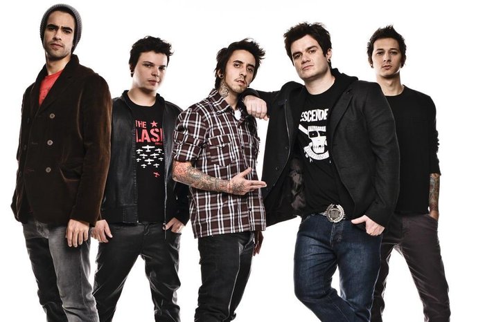 Banda Strike faz show em Porto Alegre | Pioneiro