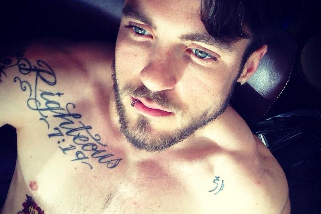 Homem transgênero lidera concurso para ser capa da revista Men's Health ...