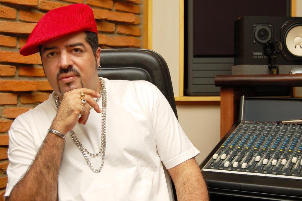 DJ Hum se apresenta em Caxias nesta quinta | Pioneiro