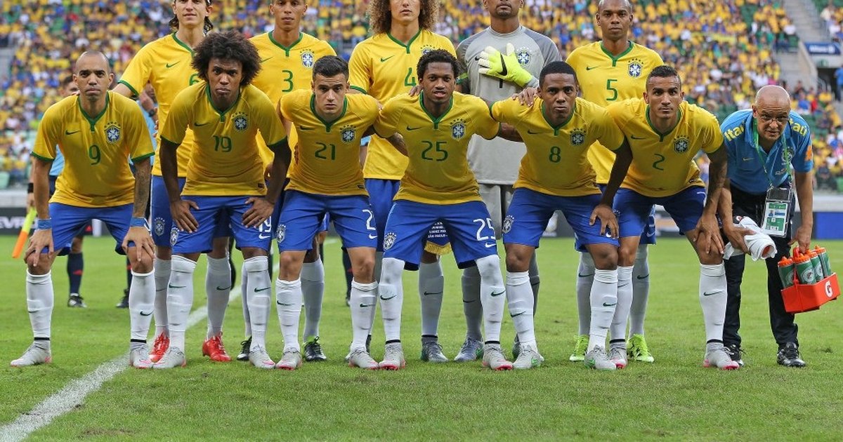 Após vitória, Seleção Brasileira desembarca nesta segunda em Porto ... Após vitória, Seleção Brasileira desembarca nesta segunda em Porto ...