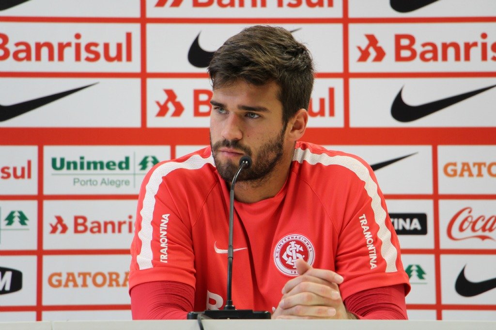 Colorados escolhem Alisson como melhor do ano no Inter | GZH