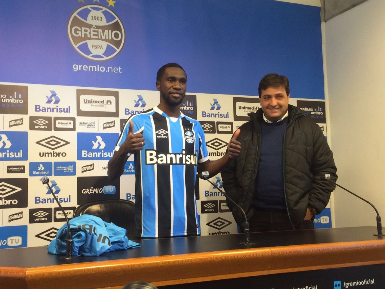 Negueba é apresentado no Grêmio: "Venho buscar o meu espaço" | GZH
