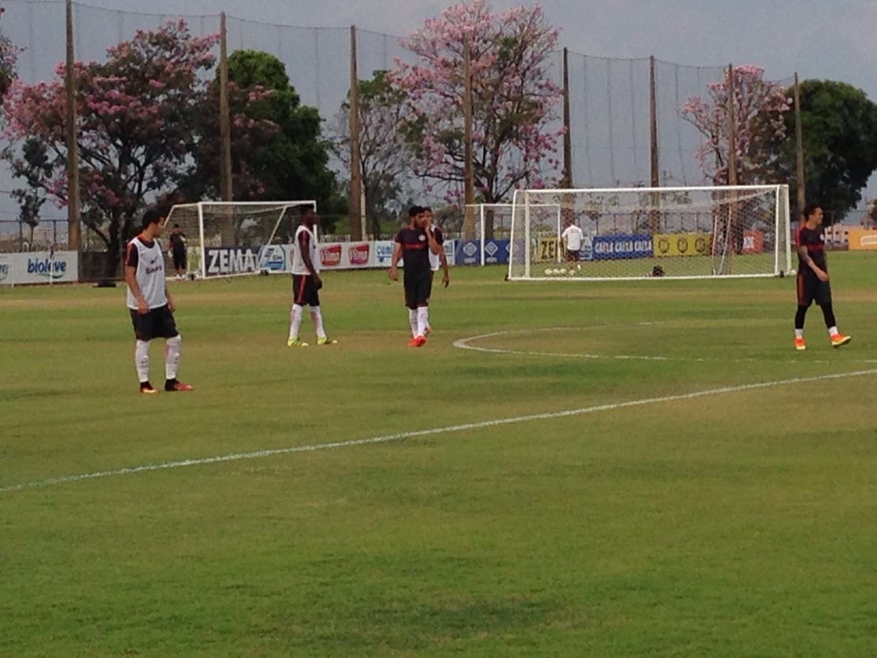 Celso Roth testa Inter com quatro novidades para encarar o Atlético-MG ...