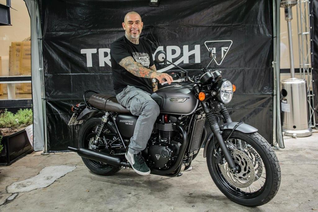 Chef Fogaça de moto em Porto Alegre? Sim, é possível | GZH