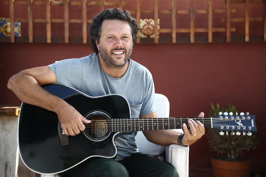 Agenda: Duca Leindecker se apresenta quarta, em Caxias | Pioneiro