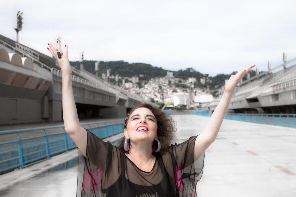 Cantora Bia Sion abre o projeto Café Fon Fon Palco Musical | GZH