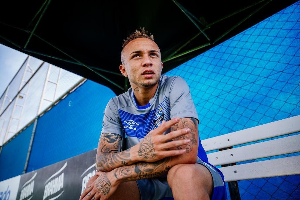 Mais de 70% dos gols de Everton ocorrem quando ele começa no banco | GZH