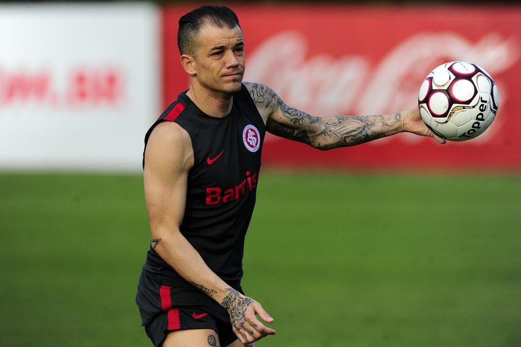 Guto confirma Inter com força máxima contra o Santa Cruz | GZH