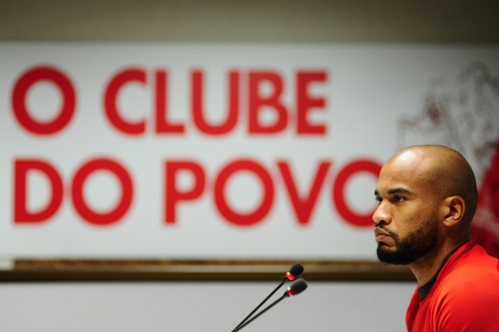 Como foi a vida de Rodrigo Moledo na Europa antes de retornar ao Inter ...