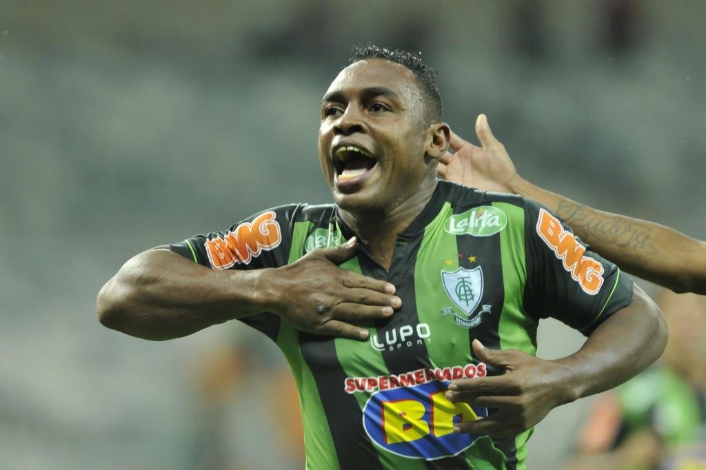 Obina anuncia aposentadoria do futebol | GZH