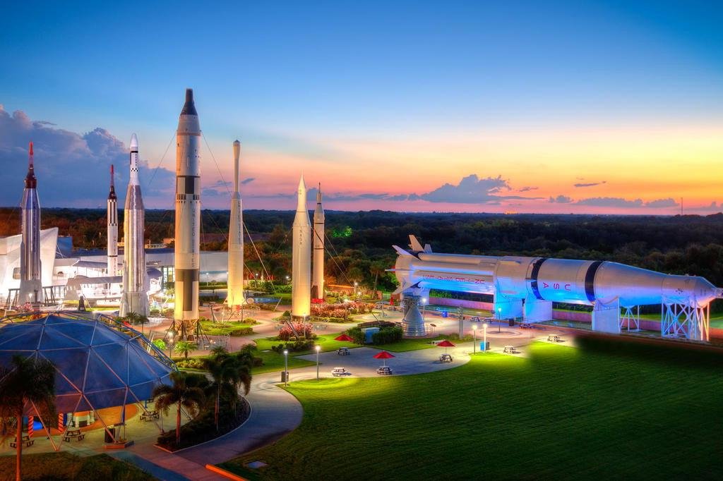 Em centro da Nasa na Flórida, visitante faz um passeio pela história ...