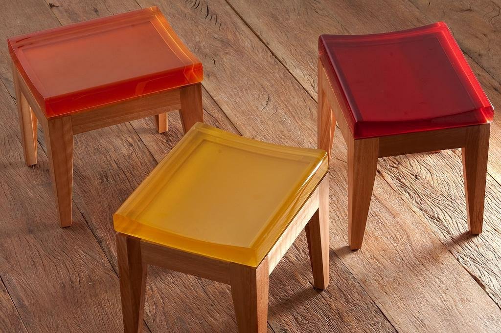Bancos com design: veja modelos top de linha para o décor da casa | Donna