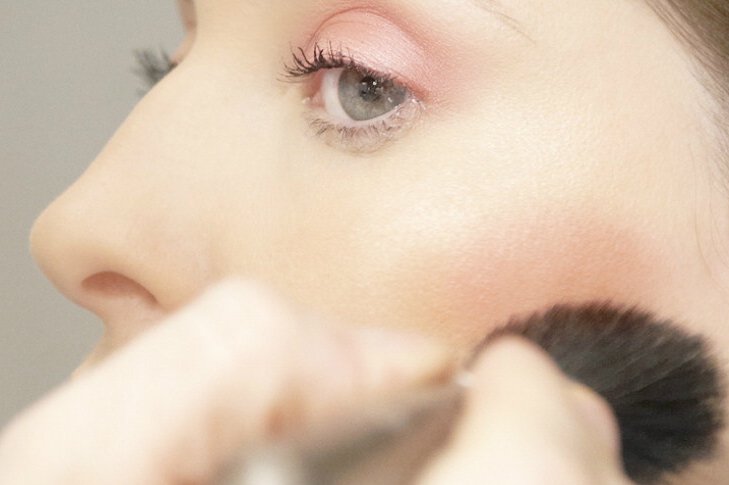 Make it! 3 dicas para usar o blush corretamente e dar aquele up no ...