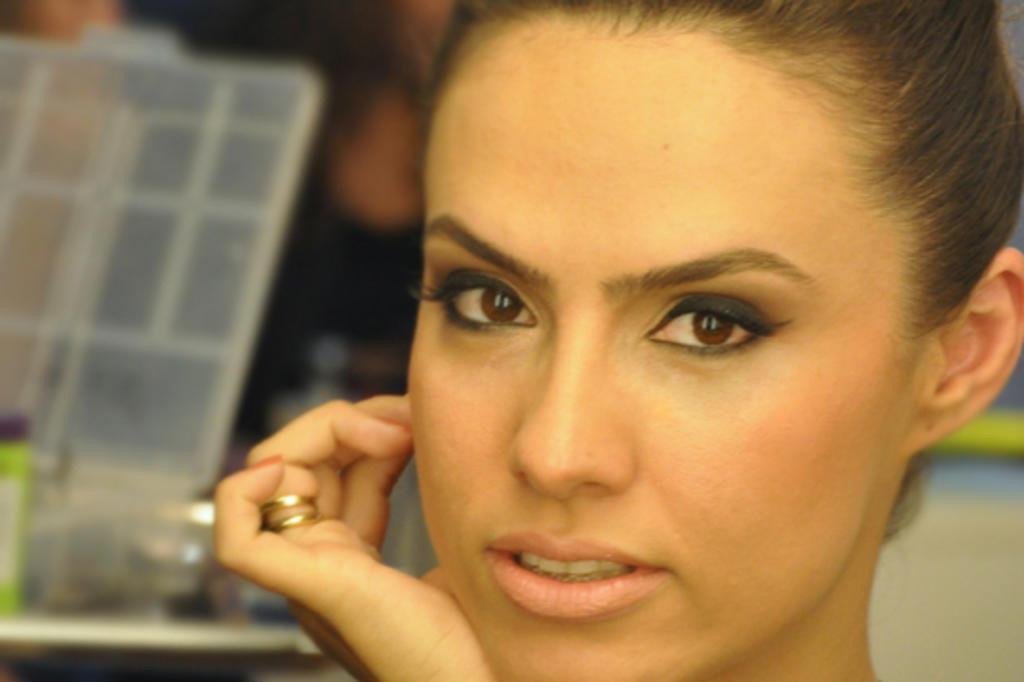 Coleção de Patricia Bonaldi para a C&A chega às lojas nesta terça | Donna