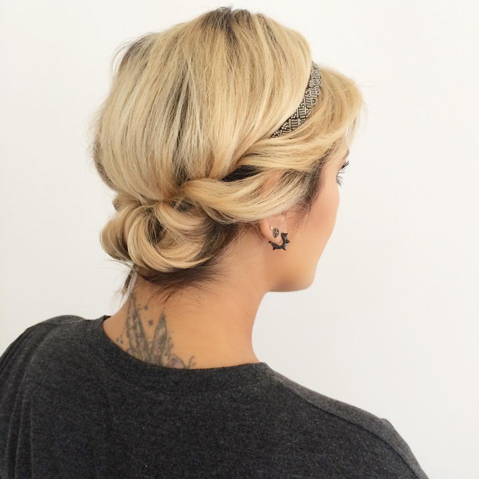 Donna How To: como fazer um coque francês | Donna