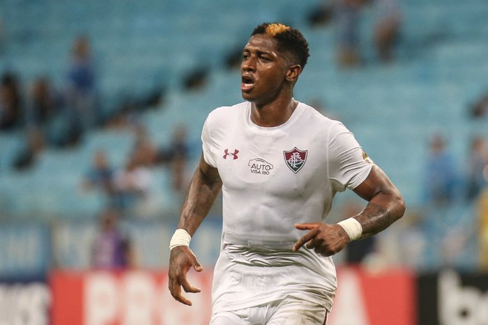 Grêmio recorrerá de multa aplicada por injúria racial de torcida contra ...