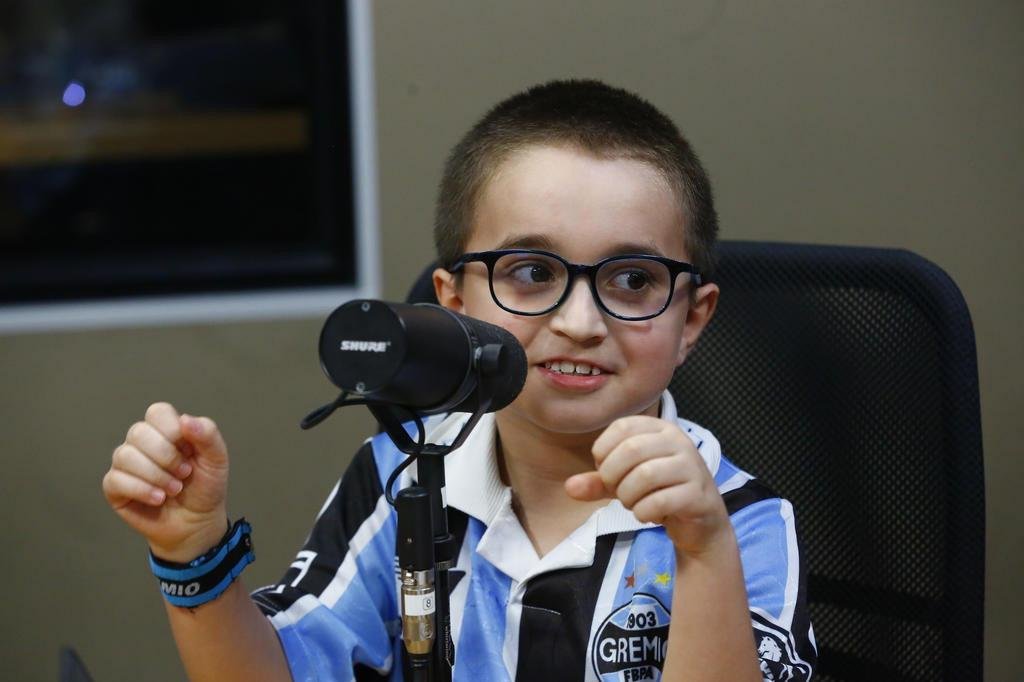 VÍDEO: Felipe Gabriel, o torcedor mirim do Grêmio que comenta como um ...