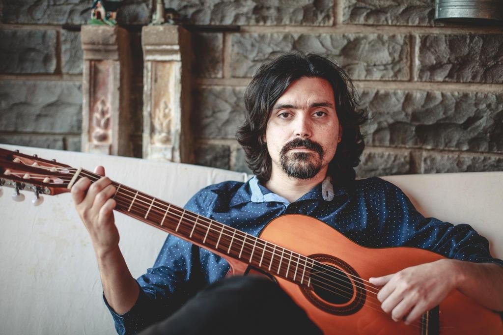 Nino estreia com o grande disco "Navegar Nesse Mistério" | GZH