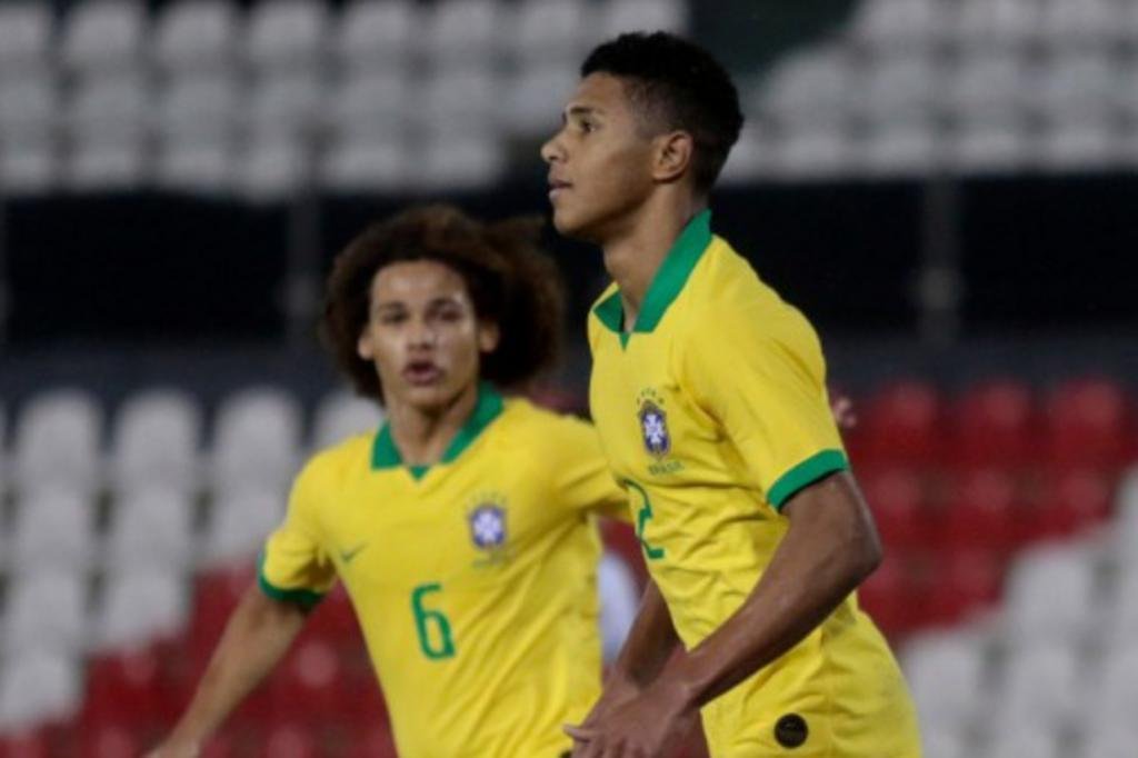 “Misto de Maicon com Daniel Alves”: quem é o lateral da base do Inter ...