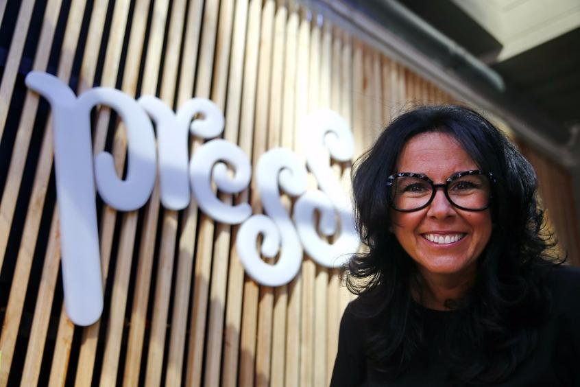 Carla Tellini comemora 15 anos de sucesso do Grupo Press | Destemperados