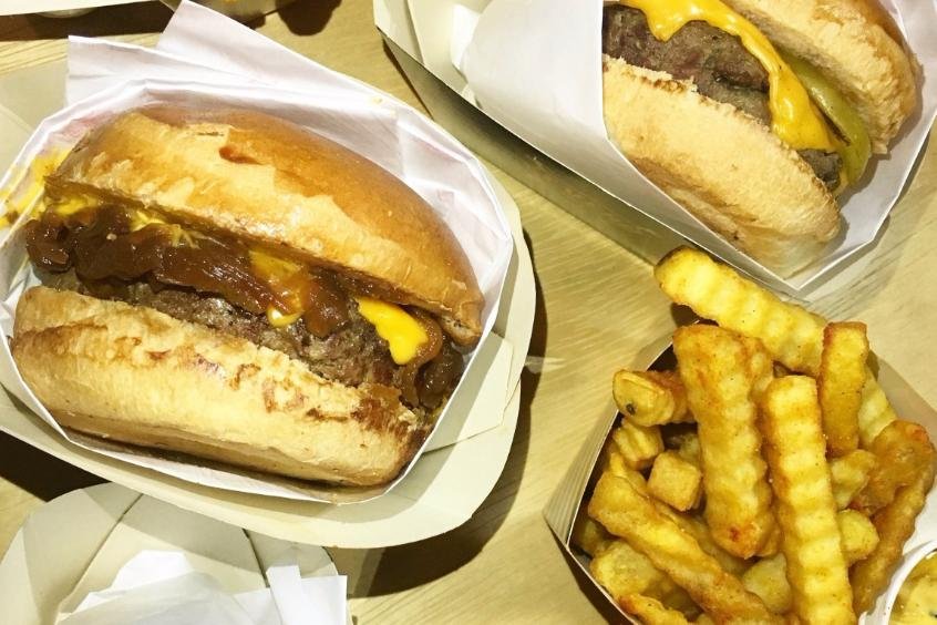 Severo Garage e seus hambúrgueres tradicionais | Destemperados