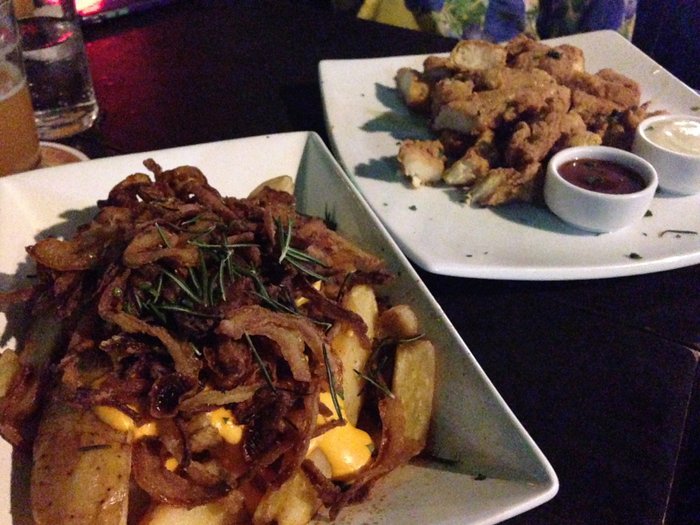 Cafofo Pub: happy hour agitado e boa comida | Destemperados