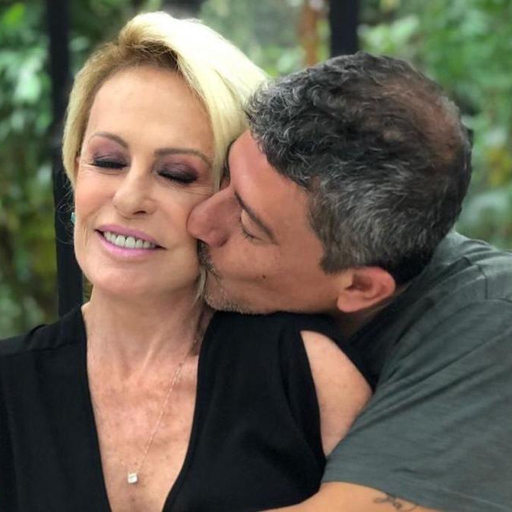 Maria Tom's Instagram, Twitter & Facebook on IDCrawl