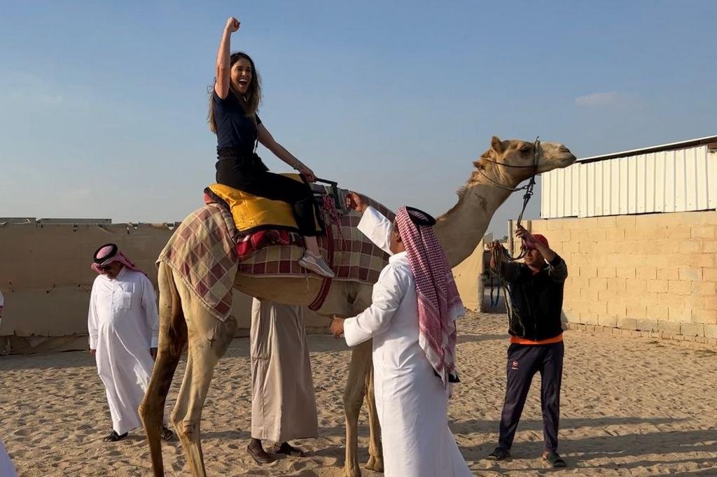 Kelly Costa: corridas de dromedário são a paixão nacional no Catar | GZH