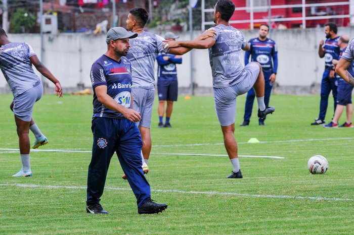 Preparador físico do Caxias explica trabalho para deixar o grupo pronto ...