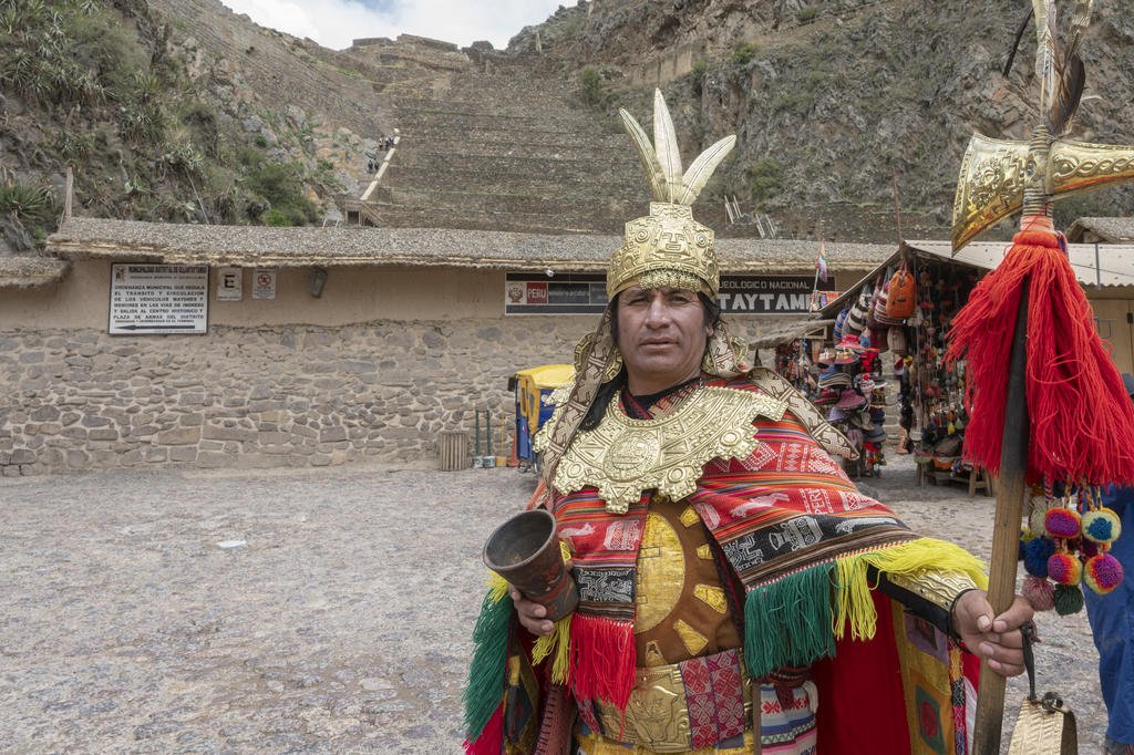 Sem público, turismo de Machu Picchu vive crise após protestos no Peru ...