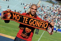 Adriano é apresentado oficialmente pela Roma | GZH
